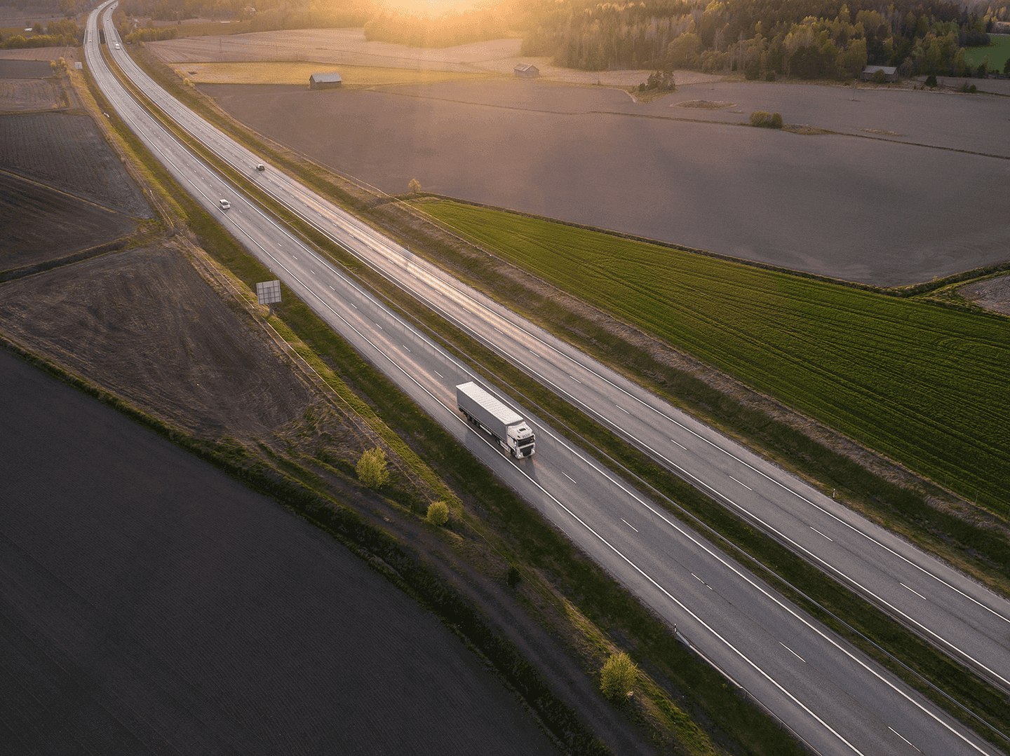 Penske Drives Excellence and Efficiency with Gen AI Using Snowflake Cortex