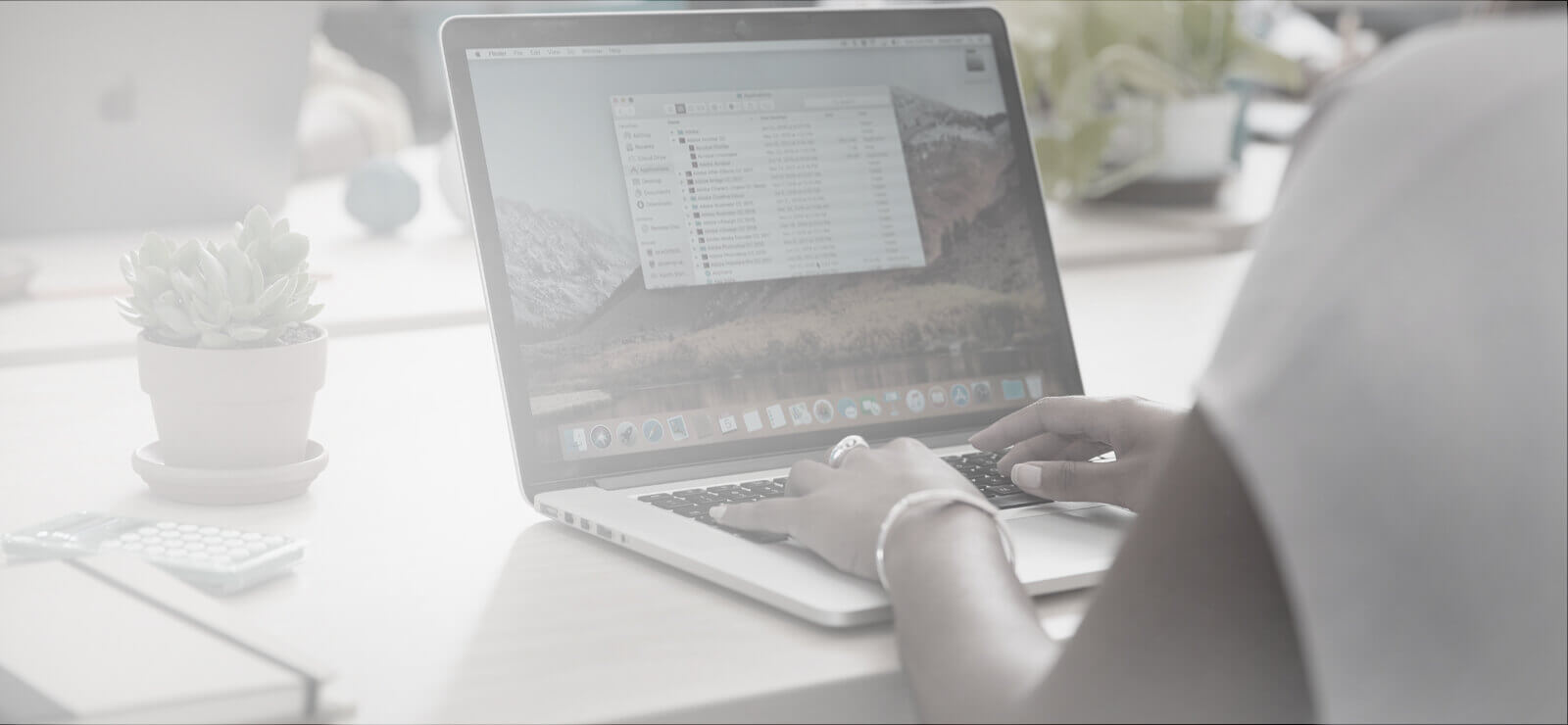 Build a Type 2 SCD in Snowflake with Streams & Tasks: Part 1